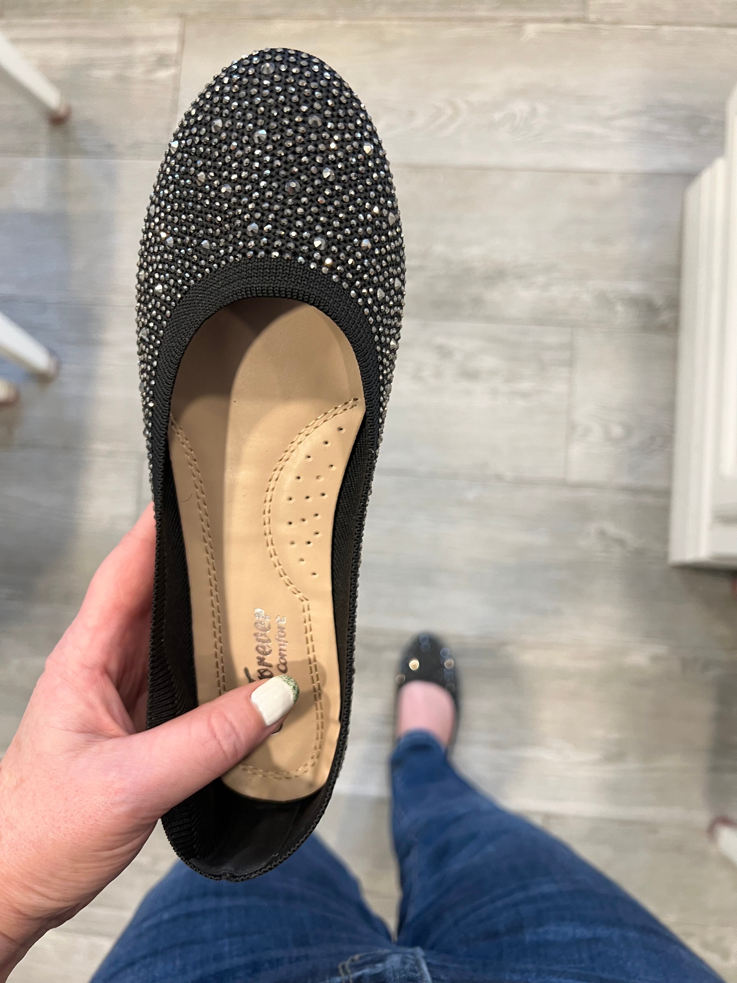 LAST ONE sz 6 Shining Star Rhinestone Flats in Black – derbecca LAST ONE sz 6 Shining Star Rhinestone Flats in Black – derbecca